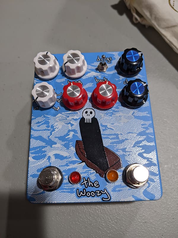 Champion Leccy Woozy Lo-fi Modulation/Tape Echo | Reverb