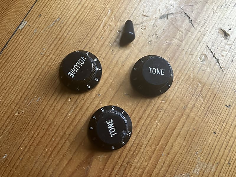 Fender Squier Standard Stratocaster Guitar Knob & Switch Tip | Reverb