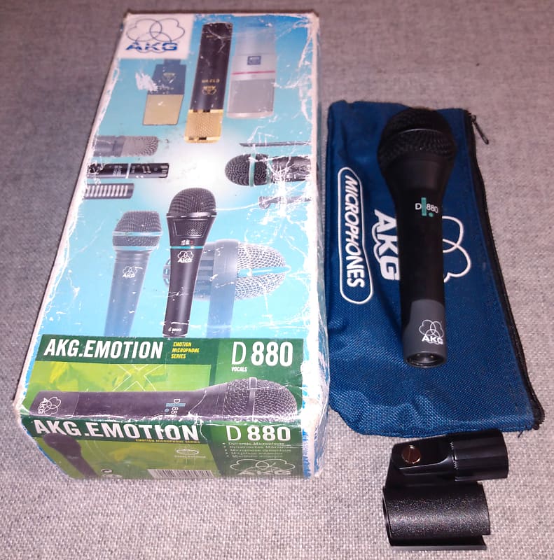 AKG D880 Microphone | Reverb