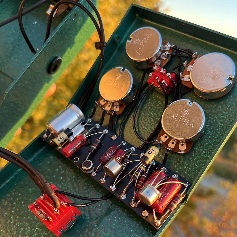 Analog Noir - Dual Zonk Machine / Fuzz Face | Reverb