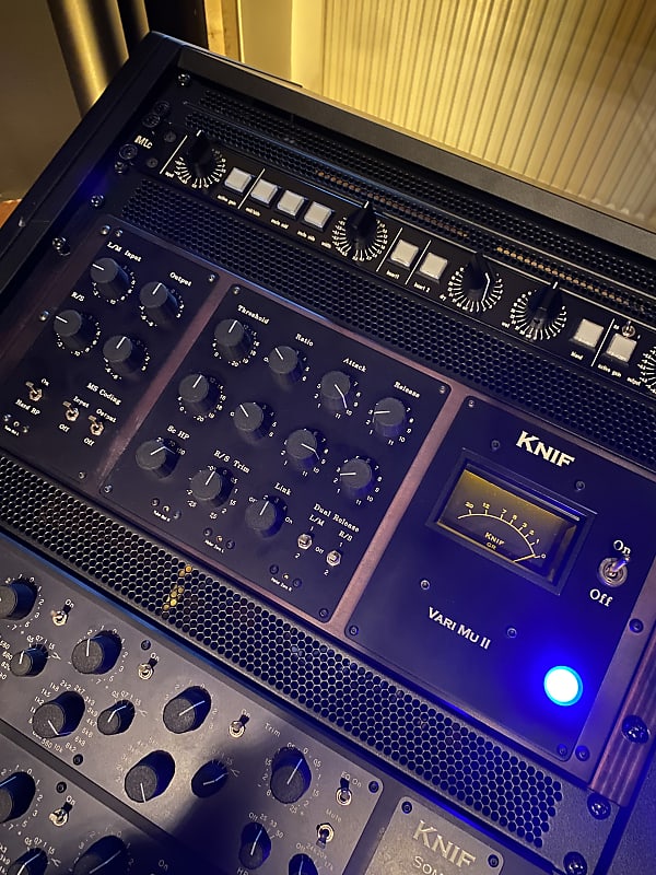 Knif Vari MU II | Reverb