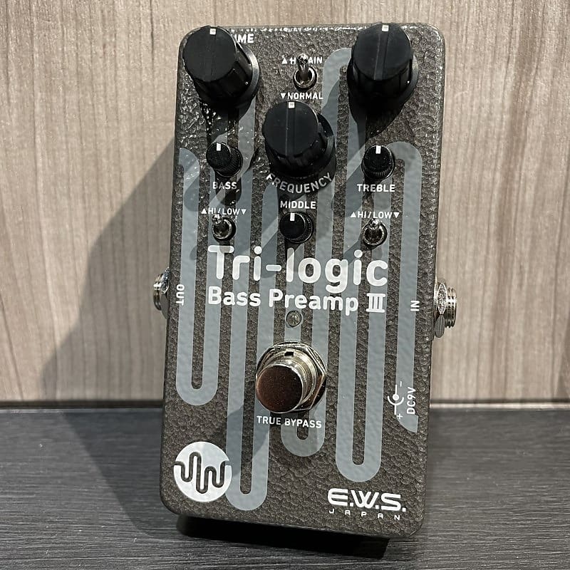 E.W.S. [USED] Tri-logic Bass Preamp 3 | Reverb