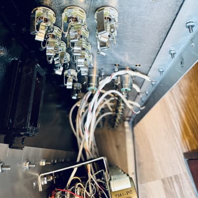 Quad Eight / Electrodyne /Sphere Mixer - 8 channel / 10 bus / | Reverb