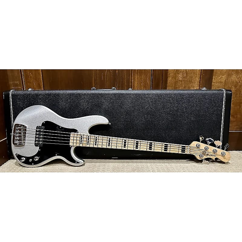G&L Kiloton Silver Metallic with Block Inlays 5 string bass | Reverb