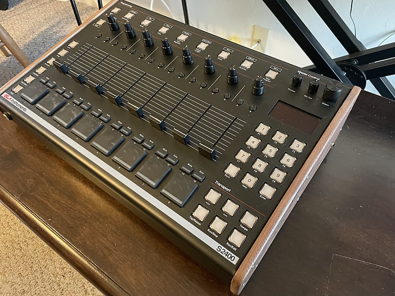 Isla Instruments S2400 2021 BLACK/WOOD GRAIN | Reverb