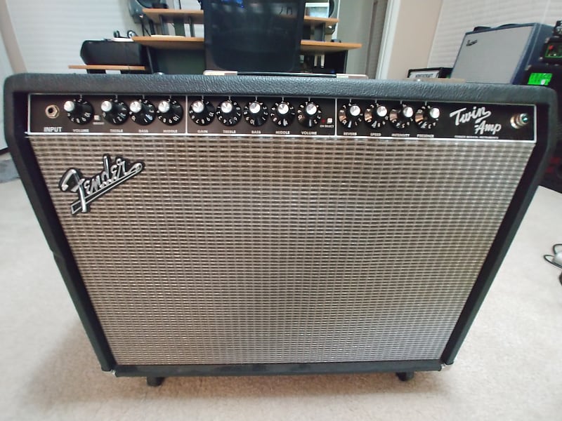 Fender Twin-Amp 2-Channel 100-Watt 2x12" Guitar Combo - New | Reverb