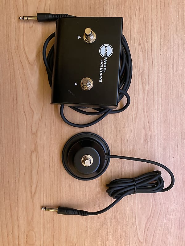 Live Wire FSW22 Latching Foot Switch 2010s - Black | Reverb