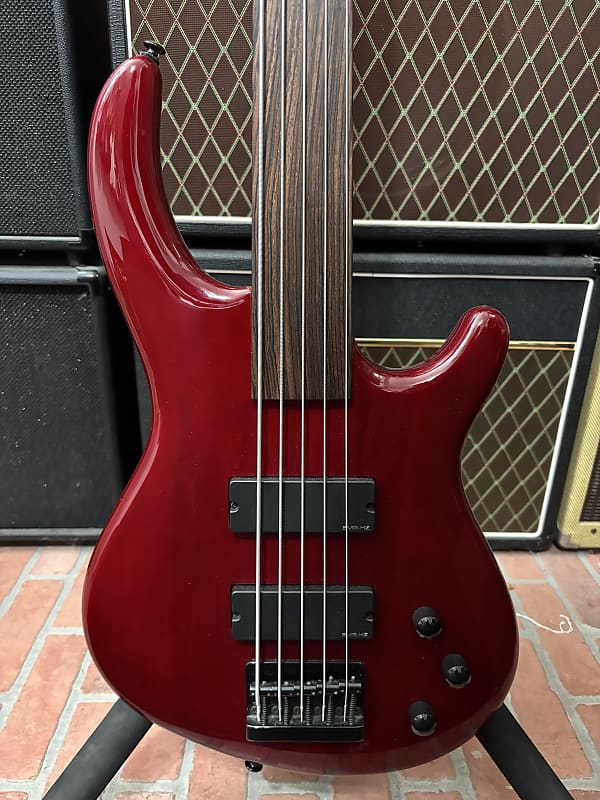 Dean Edge 5 Fretless Bass | Reverb