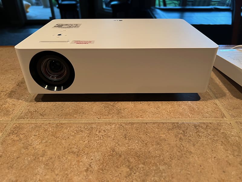 LG HU70LA DLP 140" 4K UHD Smart Home Theater CineBeam | Reverb