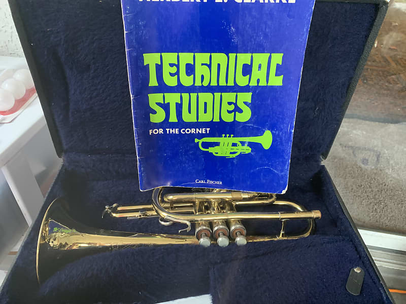 Conn Cornet 16A with original case and conn 7c mouthpiece! | Reverb