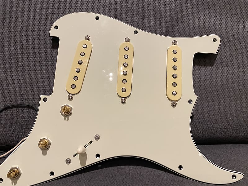 Fender Pure Vintage 61 Pickups 2024 | Reverb