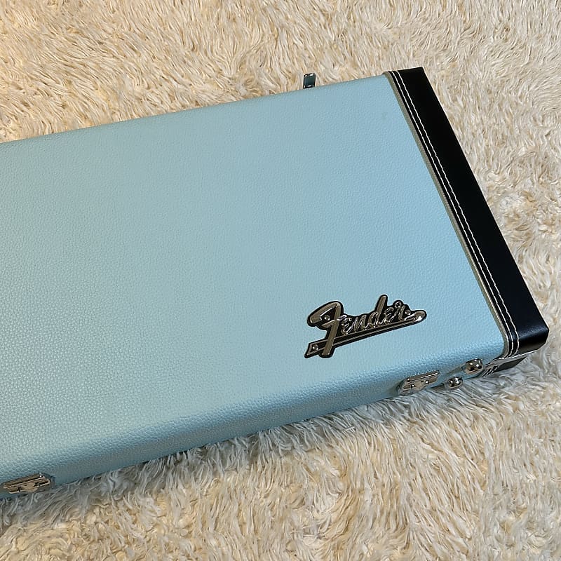 Fender Classic Series Wood Strat/Tele Sonic Blue | Reverb