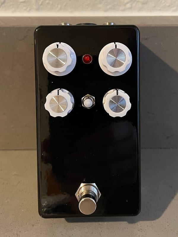 Hyper Fuzz FZ Clone | Reverb