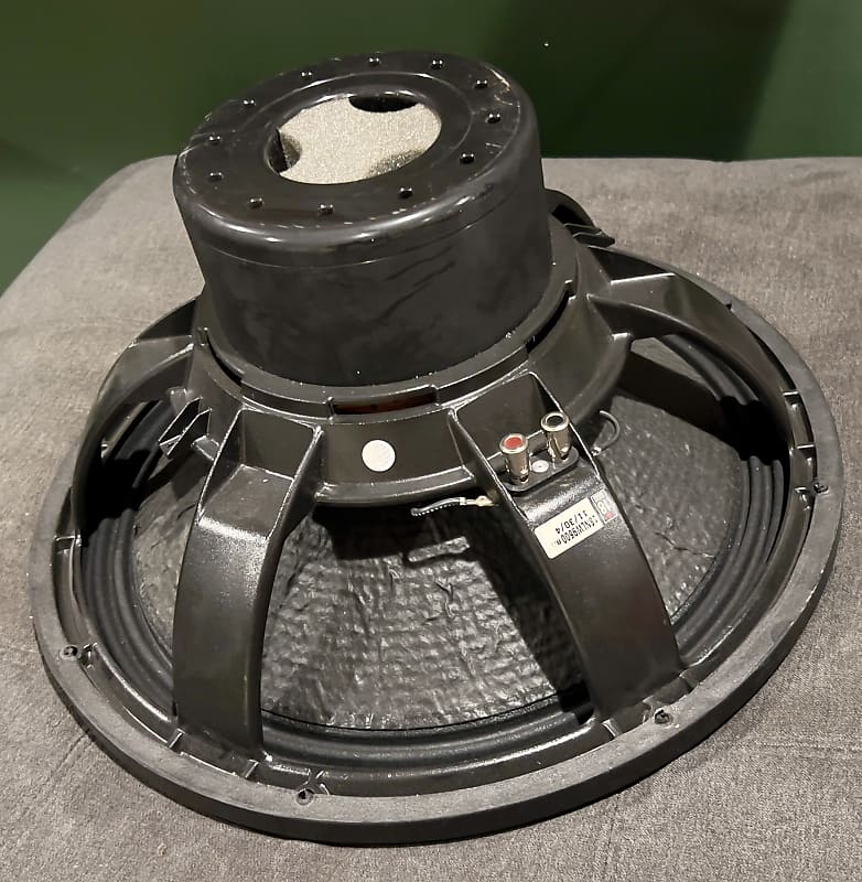 Eighteen Sound 18NLW9600 18” 8-ohm Subwoofer Driver | Reverb