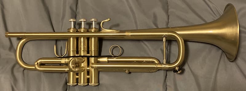 Bach Stradivarius Trumpet 72* 25LR Corporation Bell Brushed | Reverb