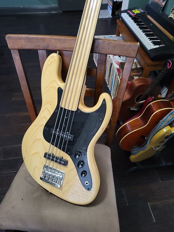 Brice 5 String Fretless Jazz Bass Natural With Free New Set | Reverb