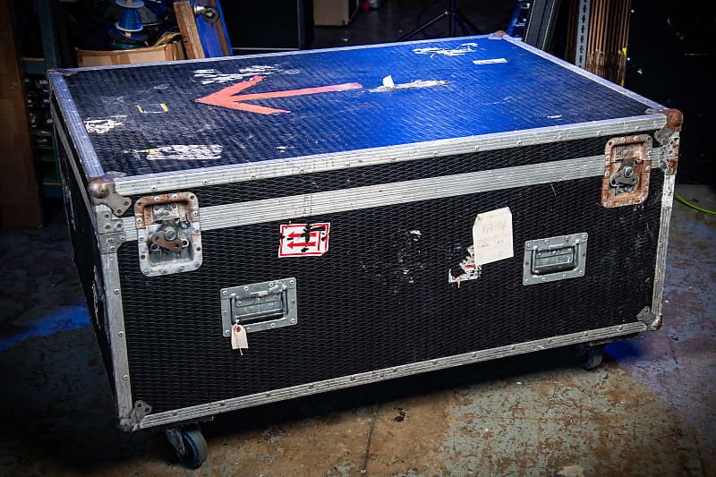 Oasis Tour Used Flightcase No 3 1990s - Black | Reverb