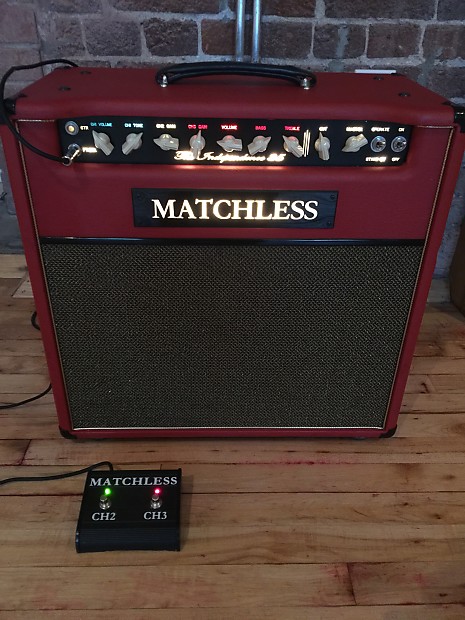 Matchless Independence 35 Reverb 1x12 Combo Red/Gold | Reverb