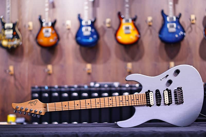 Suhr Modern antique 2022 firemist silver | Reverb