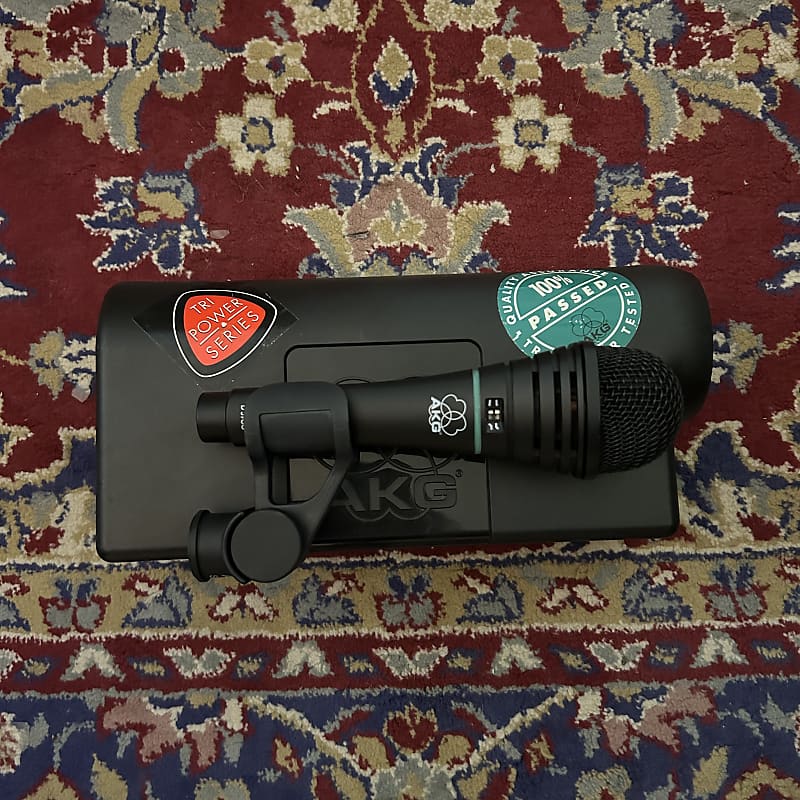 AKG D3900 Dynamic Hyper Cardioid Microphone 1980s - Black w/ | Reverb