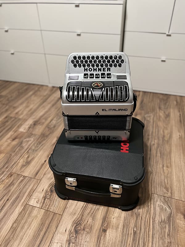 Hohner El Italiano III 5 Switch Compact FBE Accordion - | Reverb