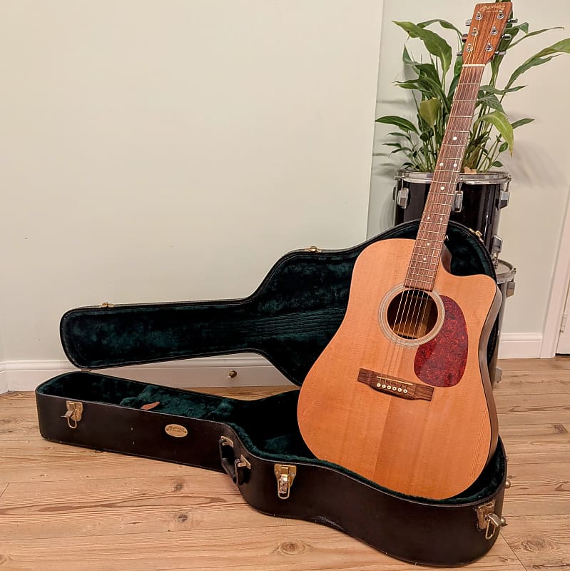 Martin DC-1E with hard case 2000 - Semi Gloss | Reverb