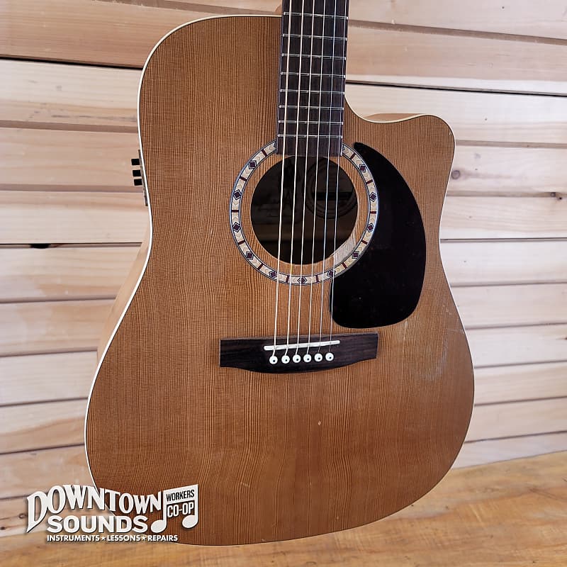 Art & Lutherie A&L Cedar CW Dreadnought Acoustic/Electric | Reverb