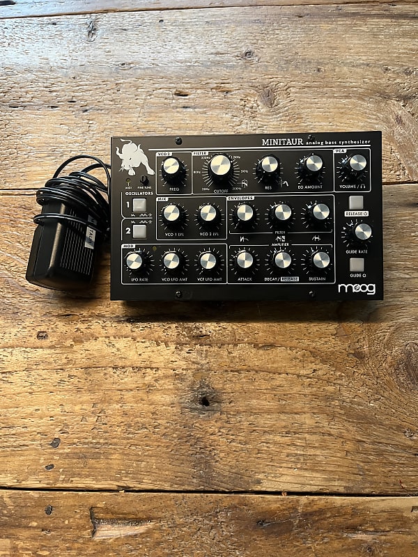Moog Minitaur | Reverb