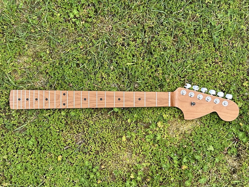 Warmoth Mustang / Jaguar neck - Roasted maple | Reverb
