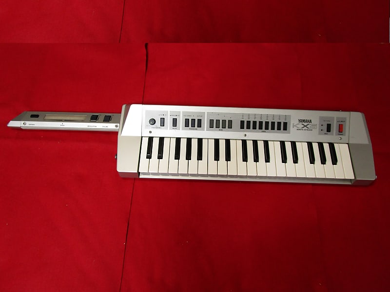 Yamaha KX5 Vintage Keytar MIDI Remote Controller Tested | Reverb