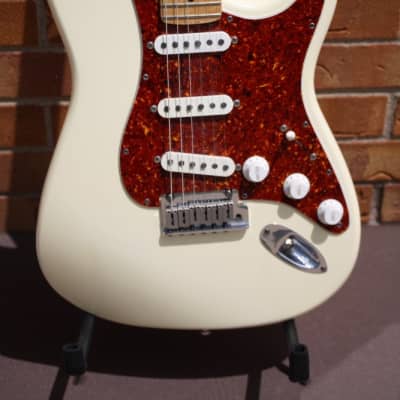 1993 Fender Custom Shop American Standard Strat-Cream | Reverb