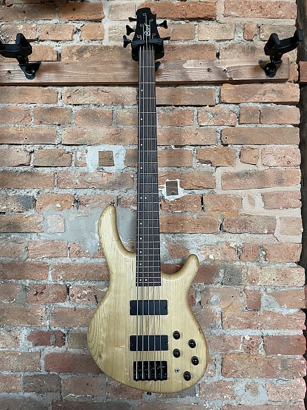 Cort Action Deluxe AS | Reverb
