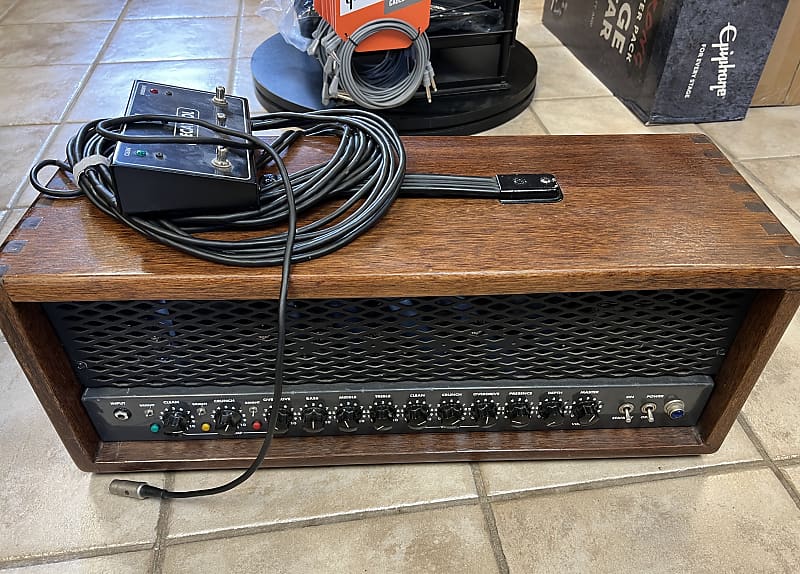 Soldano Decatone 100 Watt Amplifier w road case | Reverb