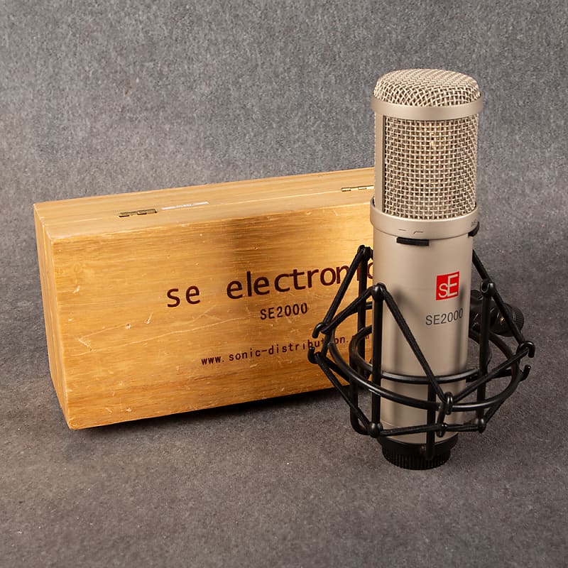 SE Electronics SE2000 Condenser Recording Microphone - Case - | Reverb