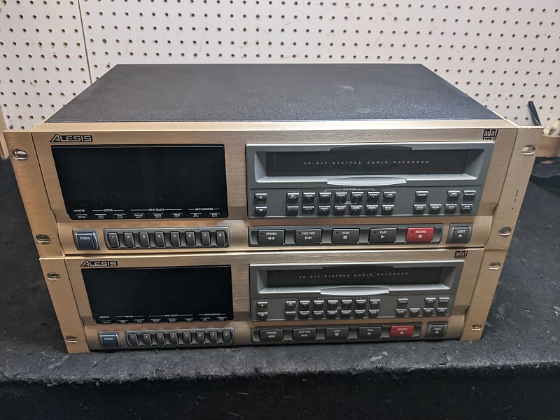 ALESIS XT20 QUANTITY 2 | Reverb