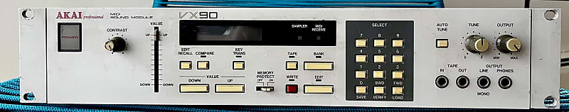 Akai VX 90 1986 - White | Reverb