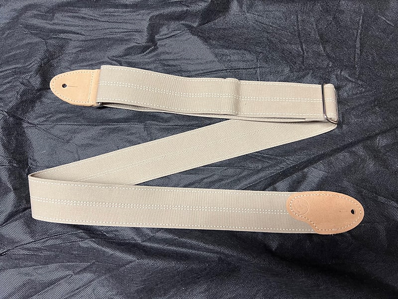 Fender Logoed 2” Canvas Guitar Strap with Sandwiched leather | Reverb