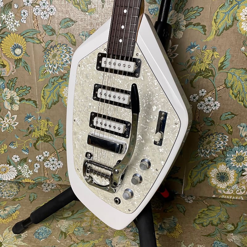 Phantom Guitarworks Phantom w/ Tremolo 2010 | Reverb