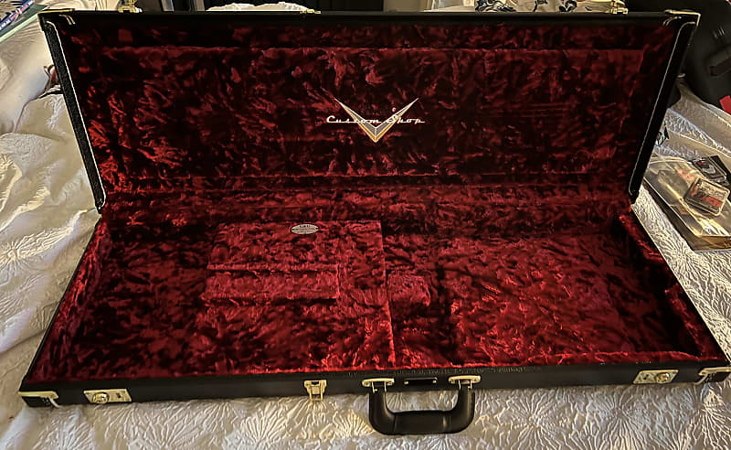 Fender Custom Shop Case - Red Velvet | Reverb