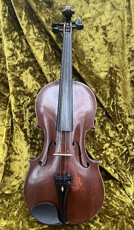 Amati 4/4 Violin with Carved Scroll | Reverb