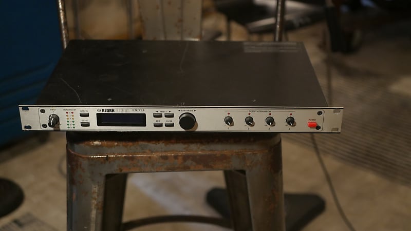 Klark Teknik Dn7204 2000s sleeper delay equalizer eq output | Reverb