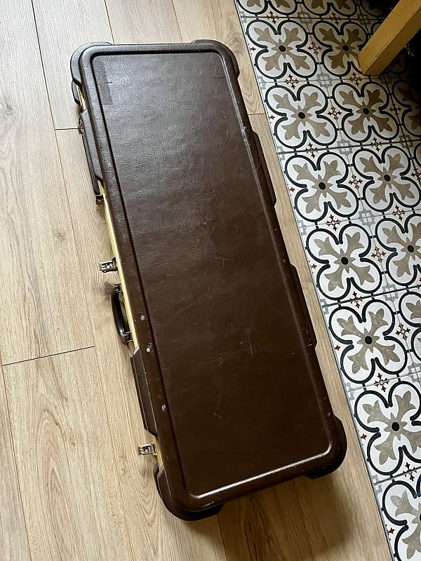 Fender Stratocaster or telecaster Elite case 1983-1984 - | Reverb UK