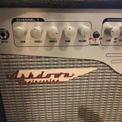 Ashdown Peacemaker 40W UK All Tube Celestion v30 | Reverb Deutschland