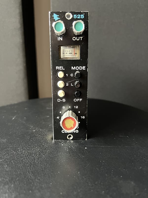 API Vintage 525 Compressor / Limiter with Huntington Op Amps | Reverb