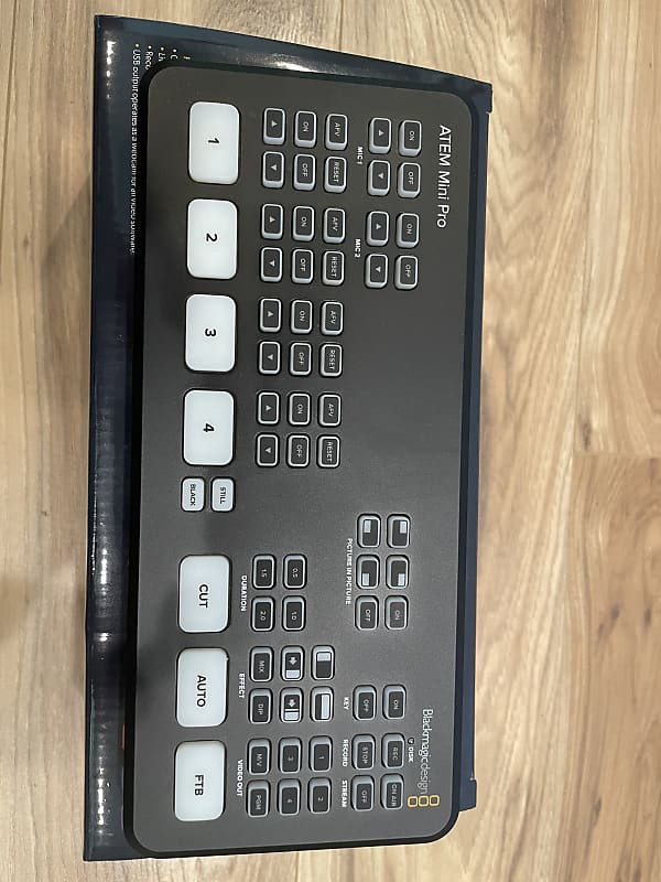 ATEM Mini pro | Reverb