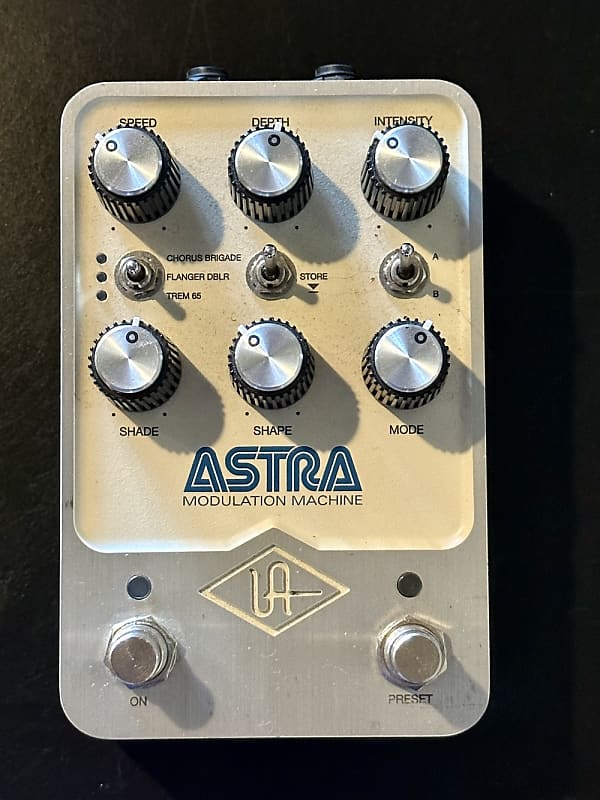 Universal Audio Astra Modulation Machine 2021 - Present - | Reverb
