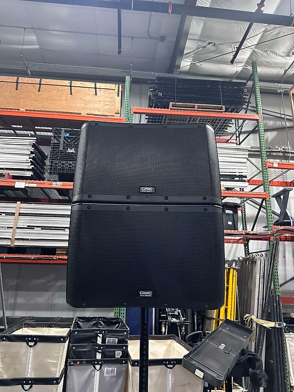 (4) QSC KLA 12 Line Array (2) QSC KW181 SUB QSC KLA12 QSC | Reverb
