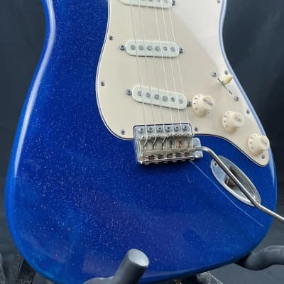 Custom/Hybrid Stratocaster, Relic, Blue Sparkle Flake | Reverb