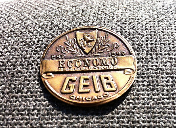 VINTAGE 40'S GEIB LAP STEEL GUITAR CASE BRASS METAL BADGE | Reverb