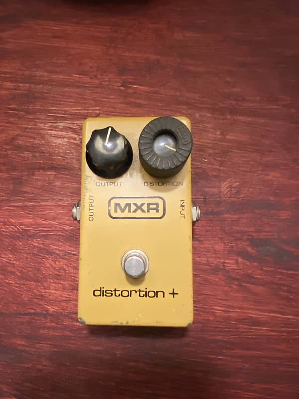 No LED MXR MX-104 Block Distortion + 1975 - 1984 - Yellow | Reverb